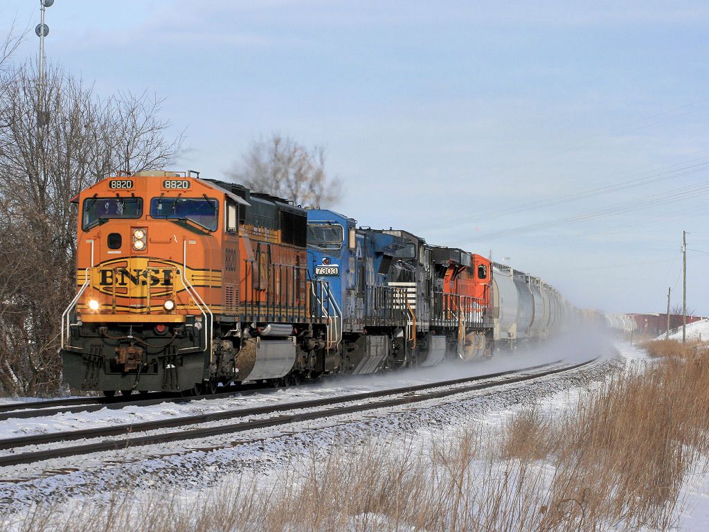 BNSF 8820